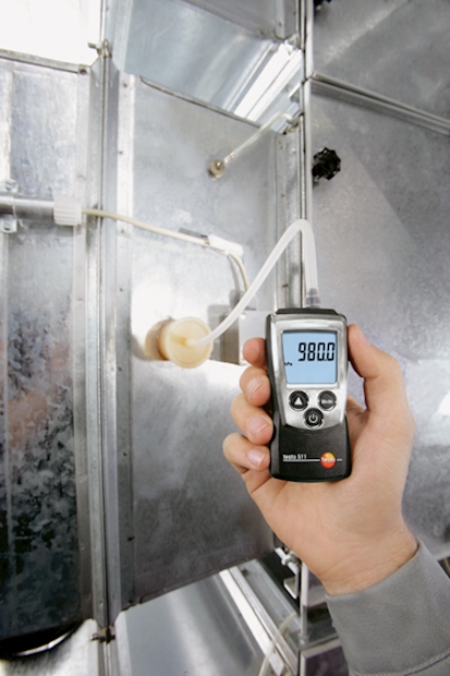 Testo 511 | Digital barometer | BSRIA Instrument Solutions